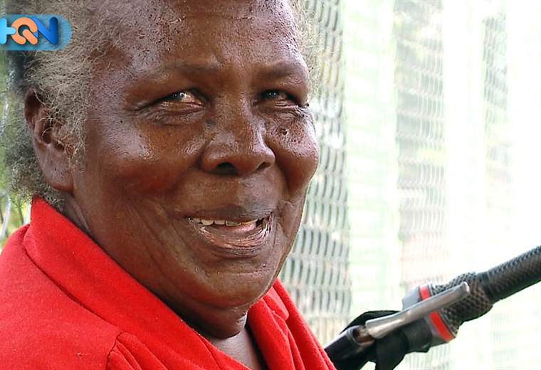 Diviértase con la negrita de los yuplones | Teletica