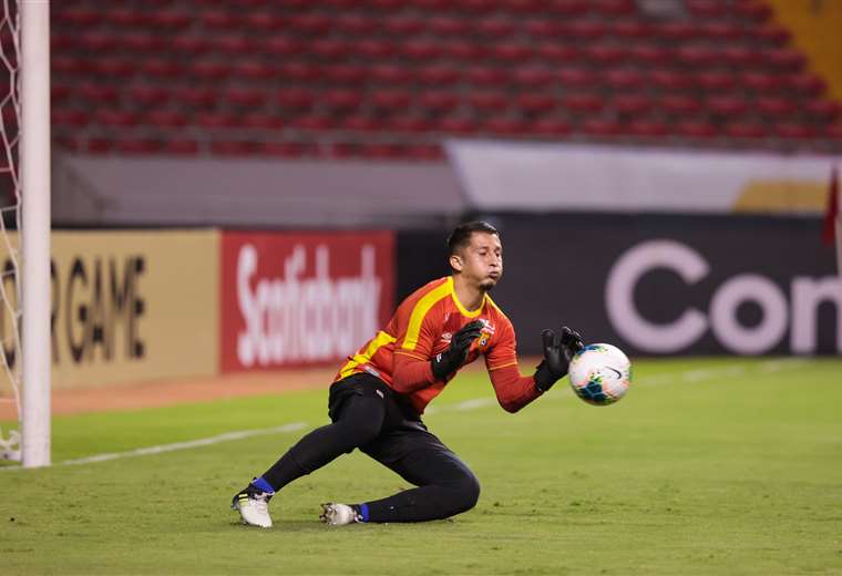 Bryan Segura y Bryan Rojas renovaron con el Herediano | Teletica