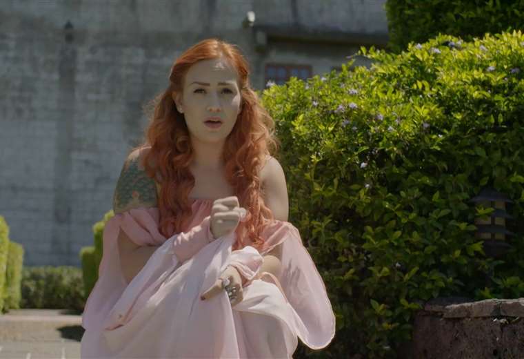 Cantante nacional Angie Valverde estrena su video “A mi lado” | Teletica