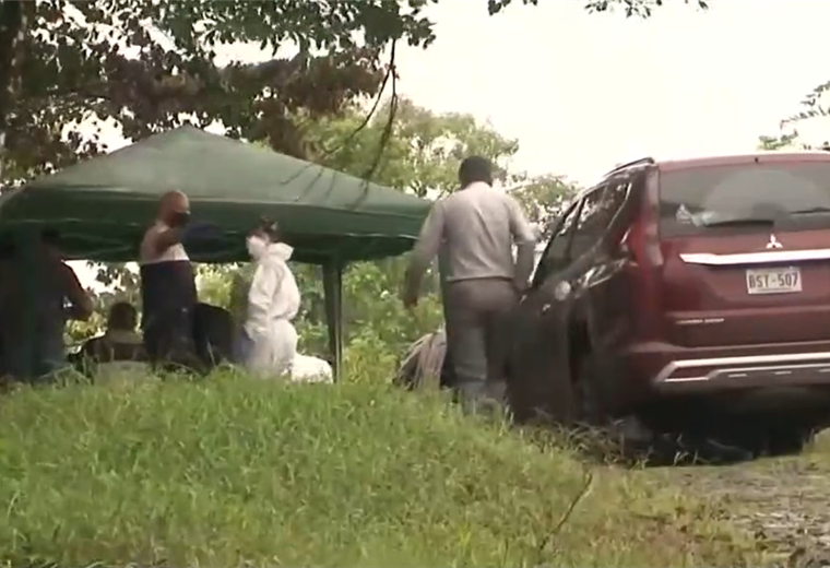 OIJ halla indicios balísticos cerca de cuerpos calcinados en microbús | Teletica