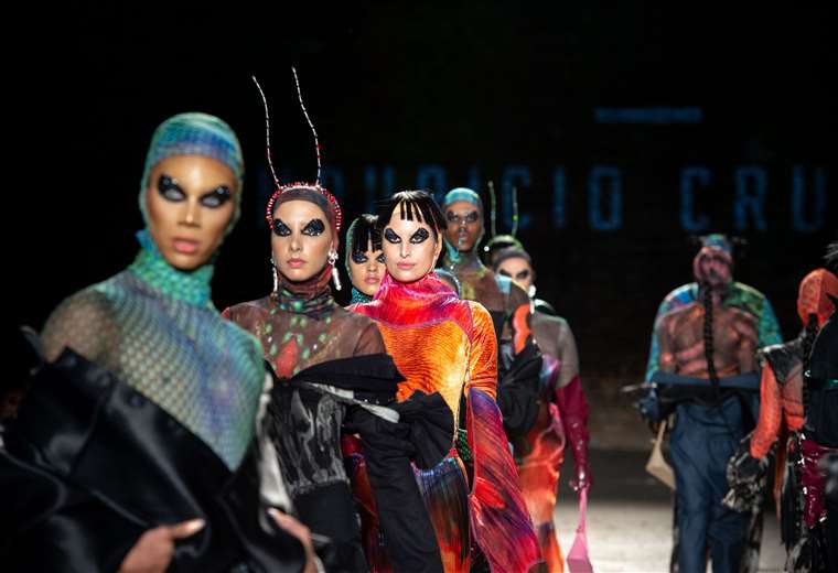 Colores y formas de los insectos inspiran colección de Mauricio Cruz ...