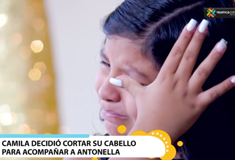 La conmovedora historia de una niña que se cortó el cabello para apoyar a su hermana | Teletica