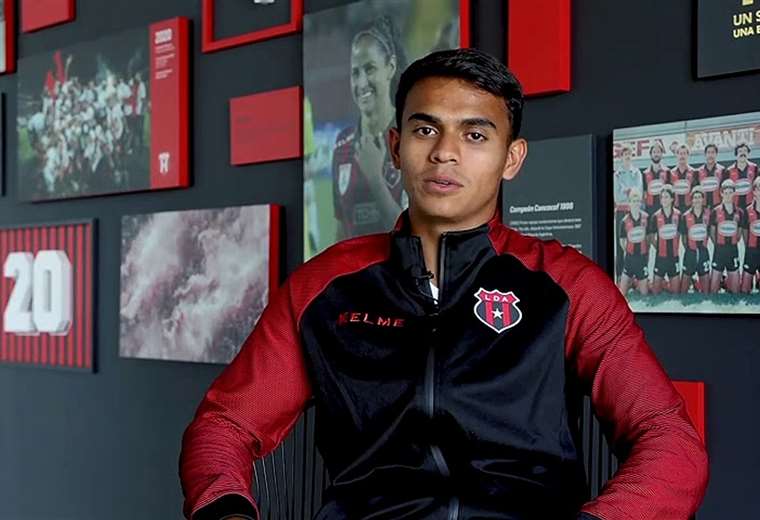 Aarón Suárez renovó con Alajuelense hasta 2026 | Teletica