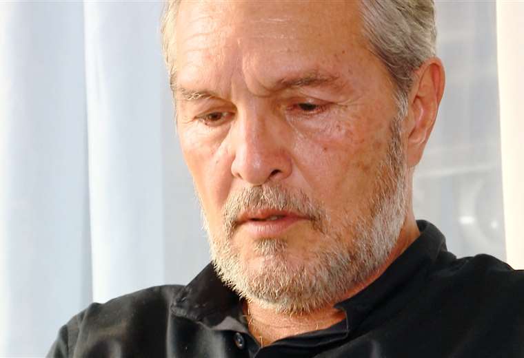 Actor Gustavo Rojas asistió al Hospital México para evitar perder la ...